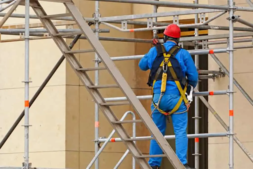 10 Work at Height Safety Tips to Keep You Safe | Work Gearz