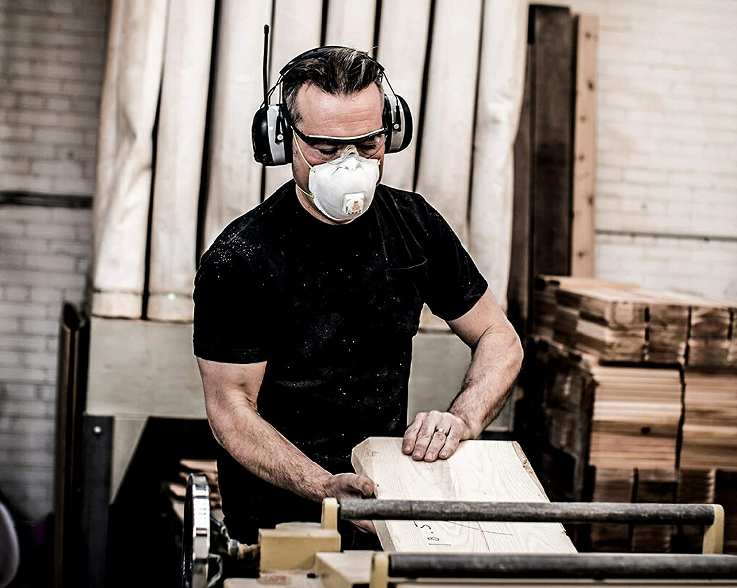 5 Best Ear Protector for Factory Work | Work Gearz