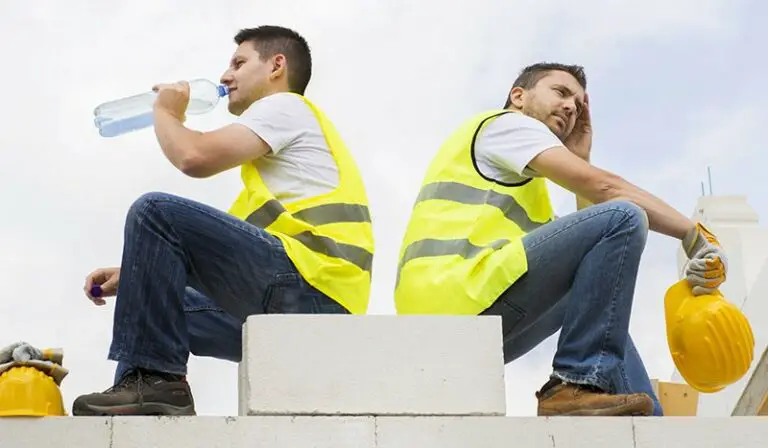 4 Best Safety Vest for Hot Weather | Work Gearz
